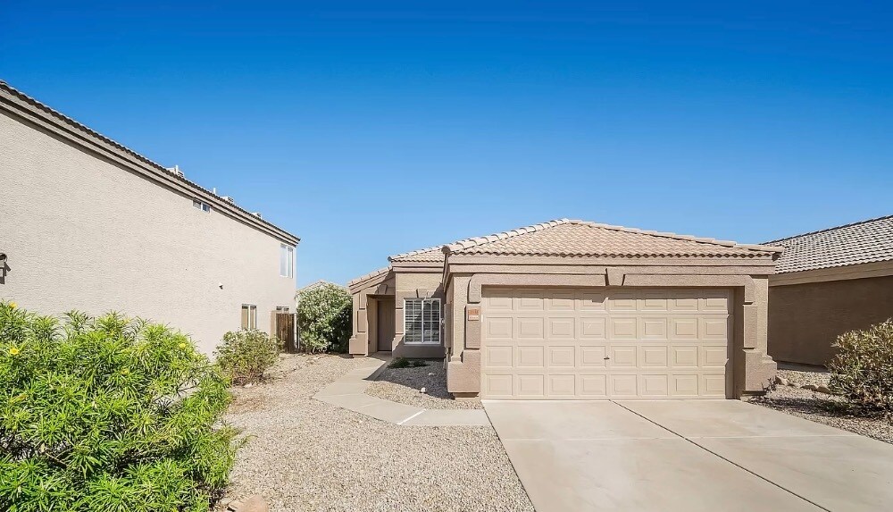 11348 W Madisen Ellise Dr, Surprise, AZ 85378 - House Rental in ...