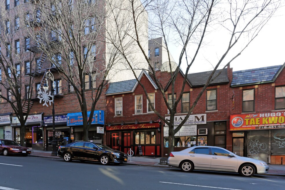 Moving to Woodside NY? Learn about renting in Woodside | Apartments.com