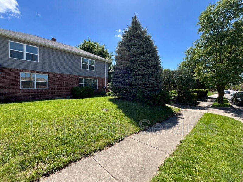 3705 N Pennsylvania St, Indianapolis, IN 46205 - Condo for Rent in ...