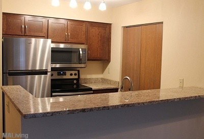 Mcfarland The Cottages - 5165 Taylor Rd Mc Farland, WI 53558 ...