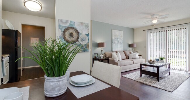 Victoria at Orange Park Apartments - 1710 Wells Rd Orange Park, FL ...