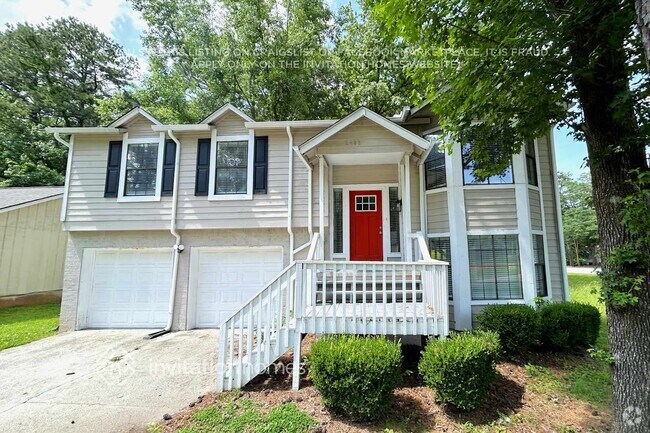 Wesley Chapel Estates Apartments for Rent with Extra Storage - Decatur ...