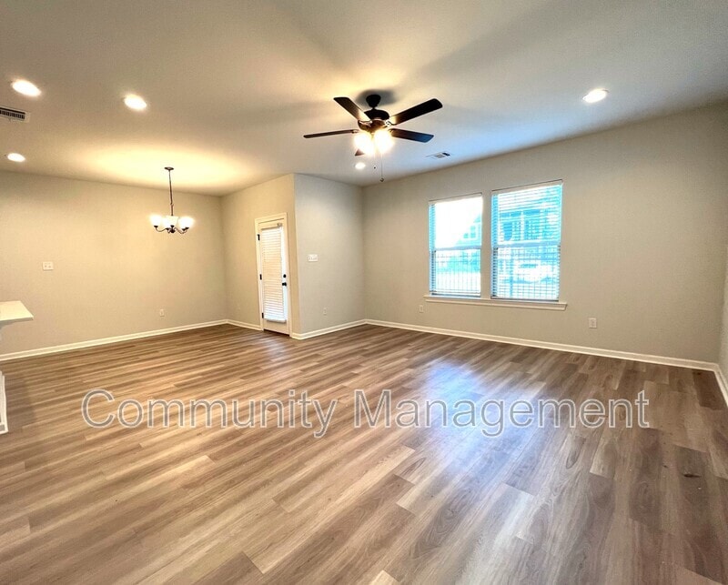 1018 Bengal Crossing Ave, Baton Rouge, LA 70820 - House Rental in Baton ...