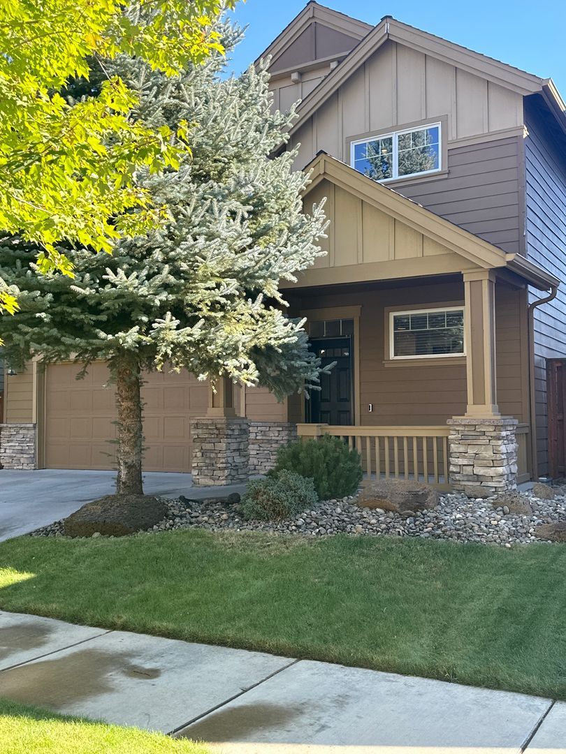 61272 Dayspring Dr, Bend, OR 97702 - House Rental in Bend, OR ...