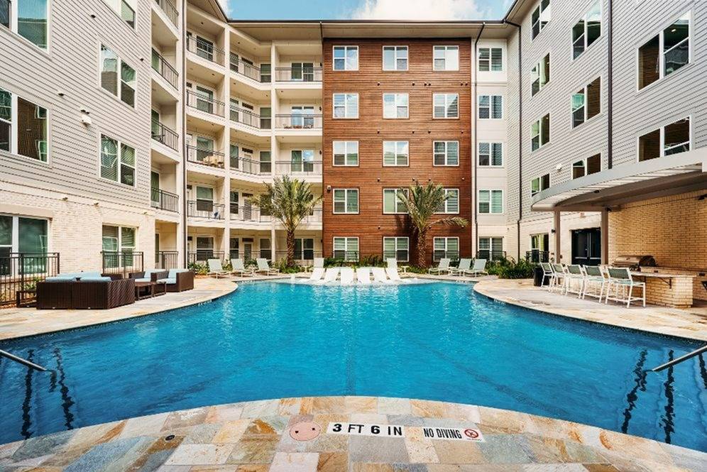 The Highbank - 8877 Frankway Dr Houston, TX 77096 | Apartments.com
