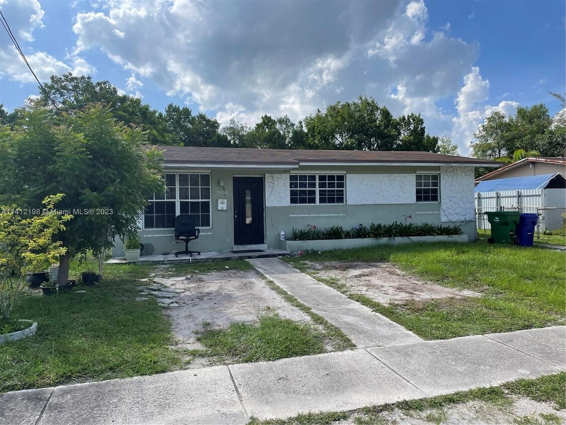 1950 SW 68th Way, Miramar, FL 33023 - House Rental in Miramar, FL | Apartments.com