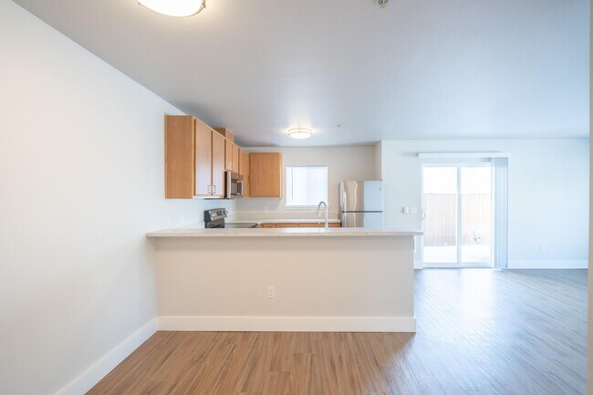 Cascade Ridge - 701 N 5th St Lebanon, OR 97355 | Apartments.com