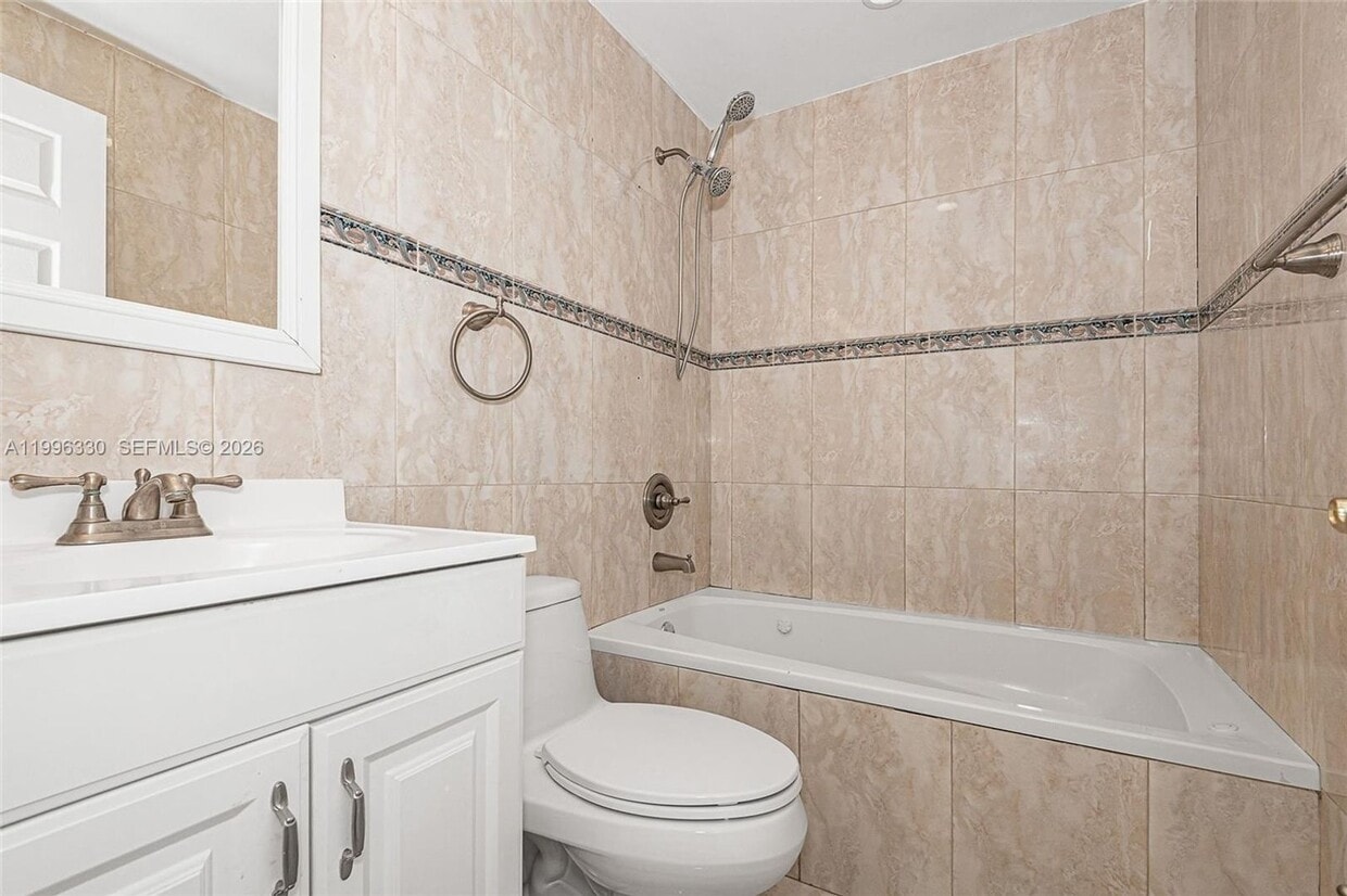 2545 Ne 207th St, Miami, FL 33180 - House Rental in Miami, FL ...