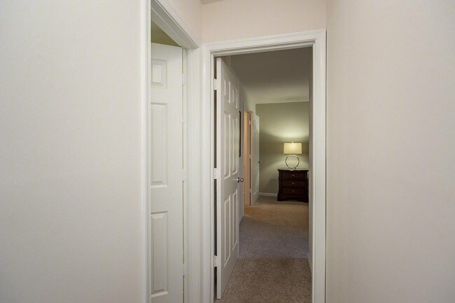 Fairfield Crossing Apartments Apartments - Falls Church, VA ...