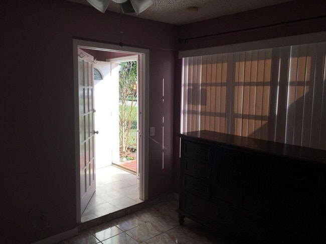 4943 Lincoln Rd, Delray Beach, FL 33445 - Room for Rent in Delray Beach ...