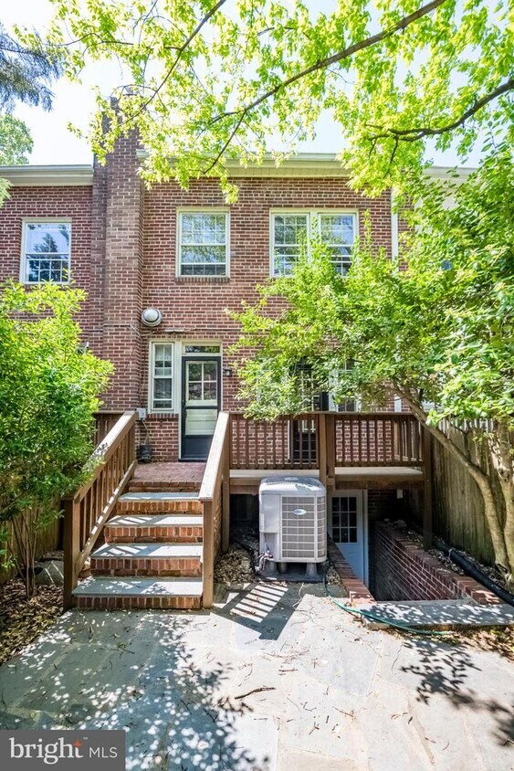 4817 Reservoir Rd NW, Washington, DC 20007 - Townhome Rentals in ...