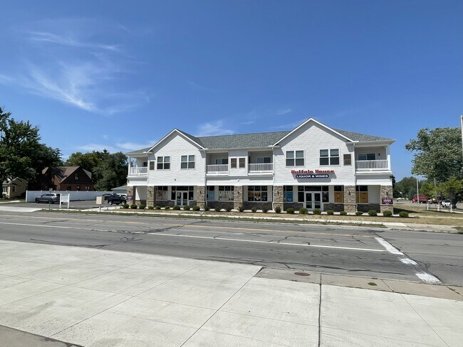 Apartments for Rent with Garages in Deerhurst Park | Apartments.com