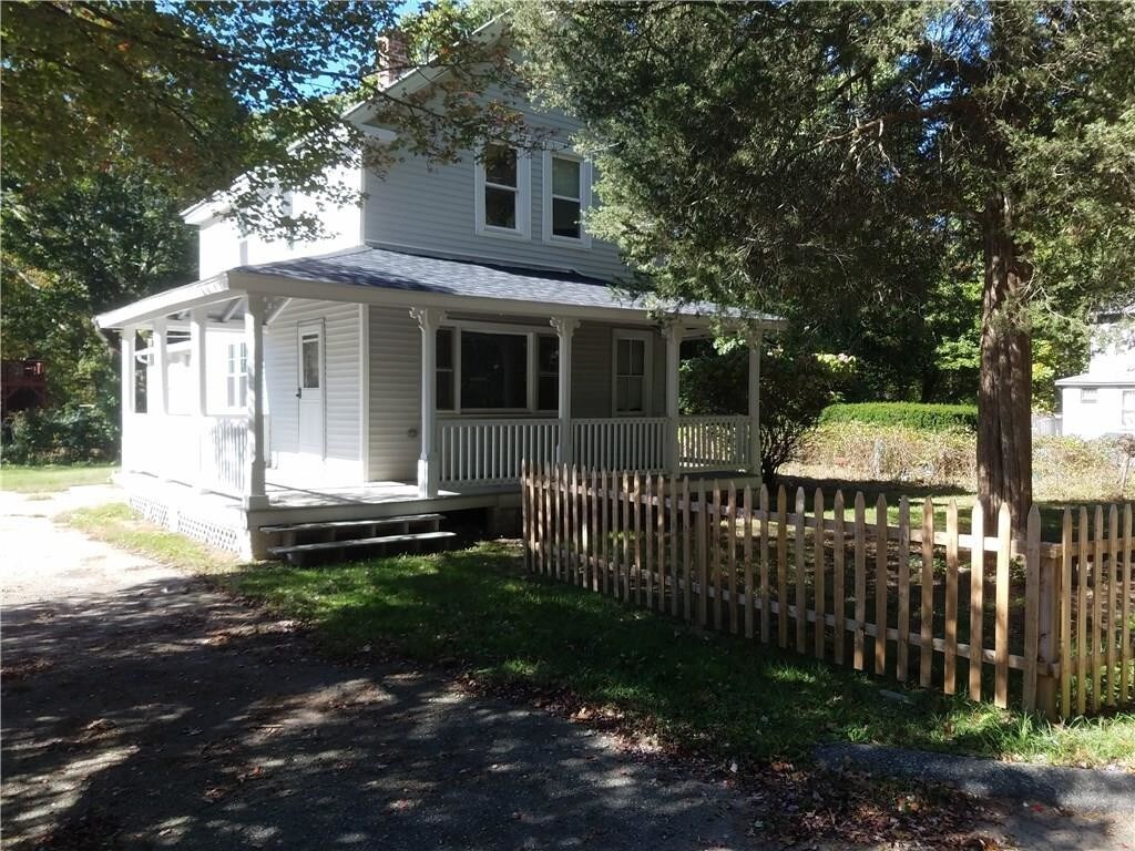 333 Palmer Ave, Warwick, RI 02889 - House Rental in Warwick, RI ...