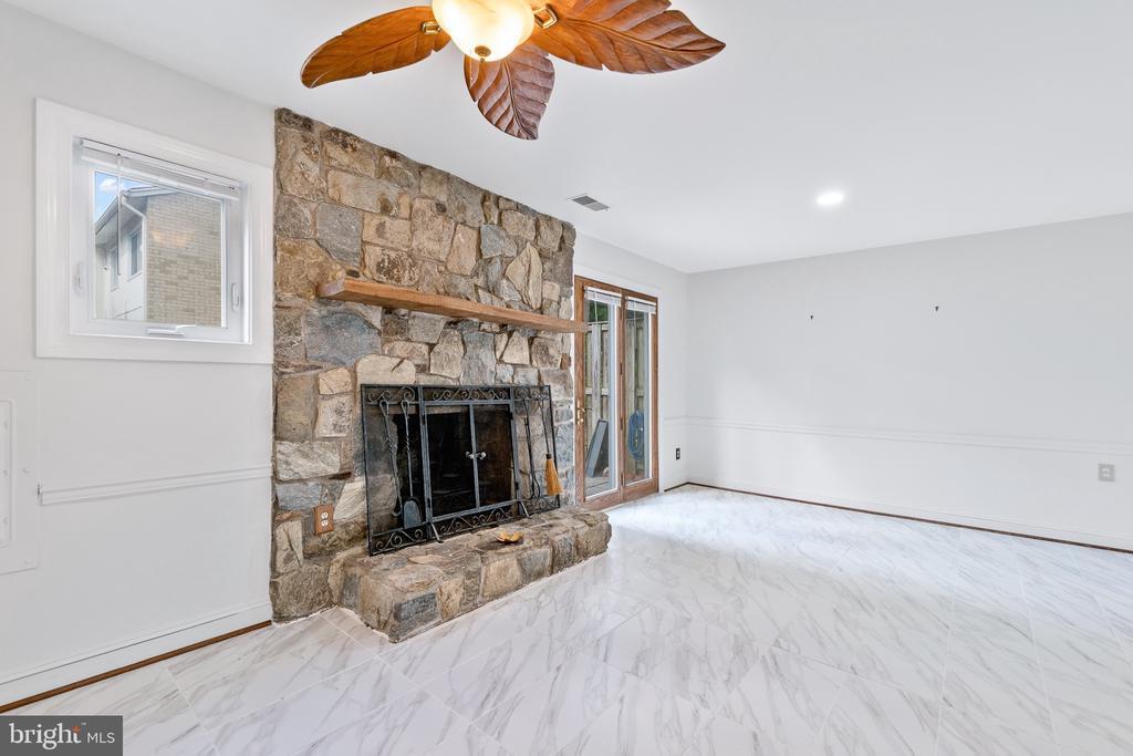 9652 Marston Ln, Gaithersburg, MD 20886 - Townhome Rentals in ...