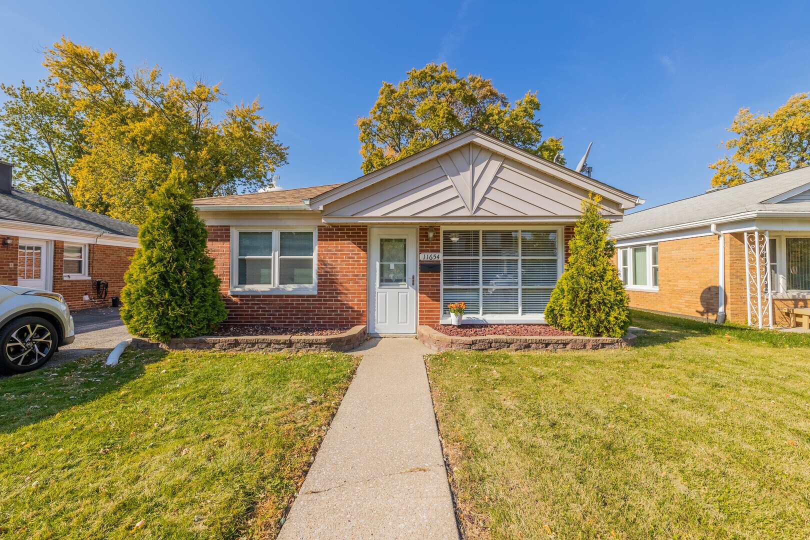 11654 S Troy Dr, Merrionette Park, IL 60803 - House Rental in ...