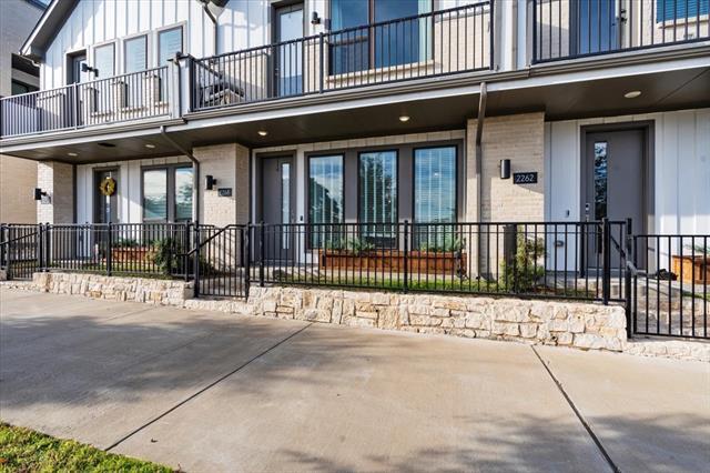 2268 Rook Dr, Dallas, TX 75211 - Townhome Rentals in Dallas TX ...