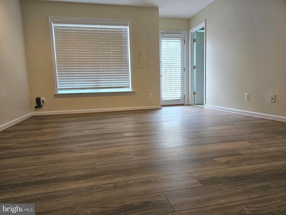 13546 Stargazer Ter, Centreville, VA 20120 - Townhome Rentals in ...