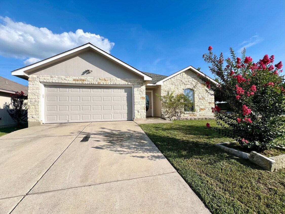 200 Amber Ln, Jarrell, TX 76537 - House Rental in Jarrell, TX ...