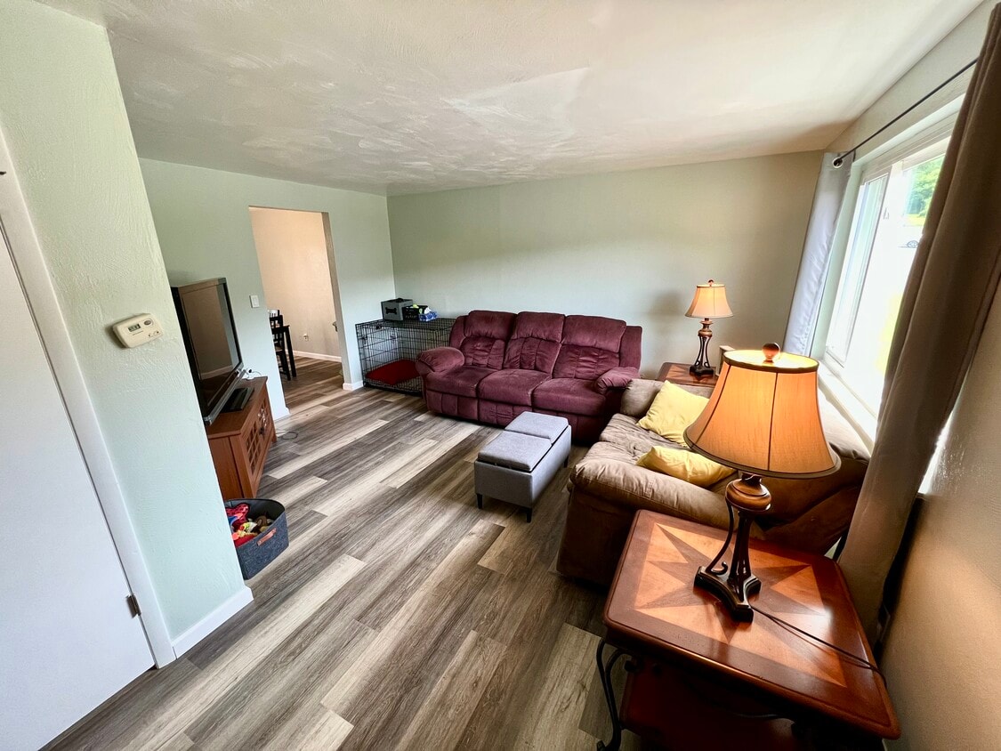 8099 Nuttals Grove Rd, Plum, PA 15239 - House Rental in Plum, PA ...