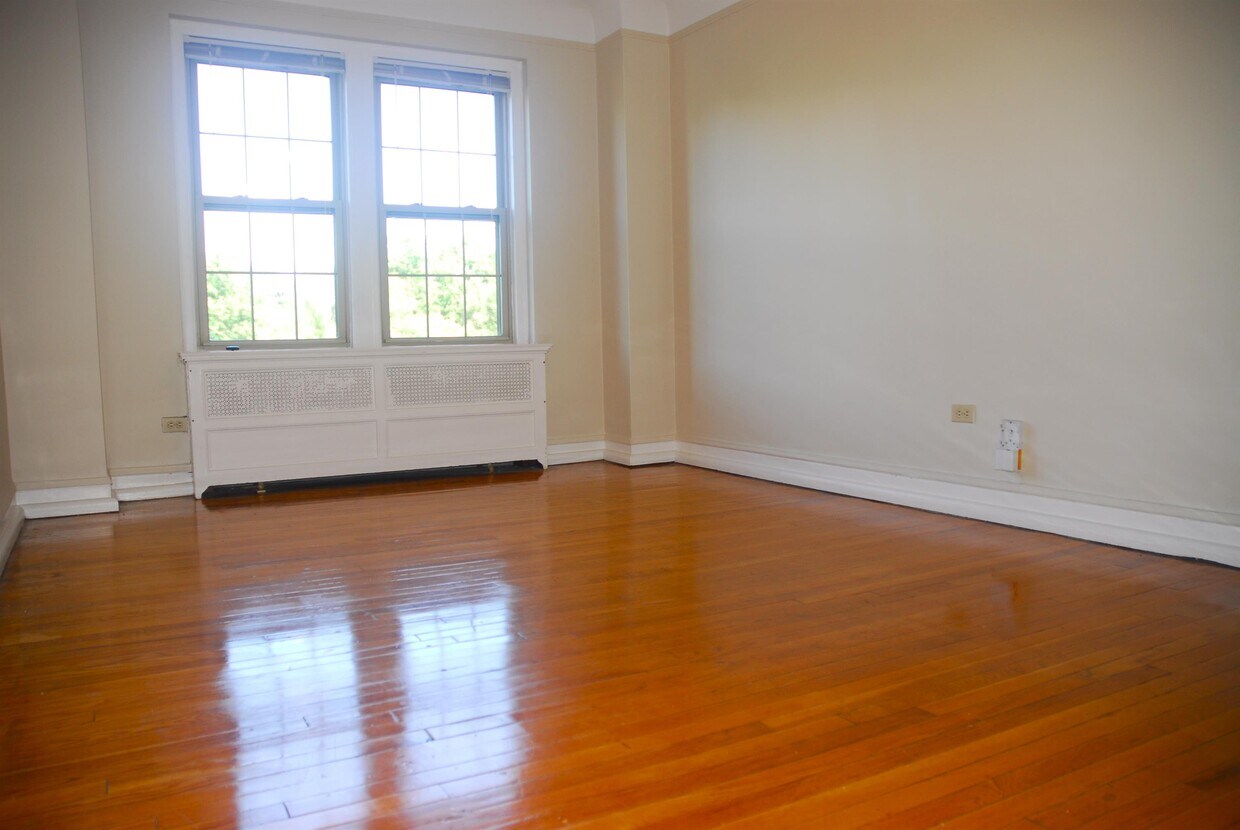 1415 Parker St Unit 653, Detroit, MI 48214 - Room for Rent in Detroit ...