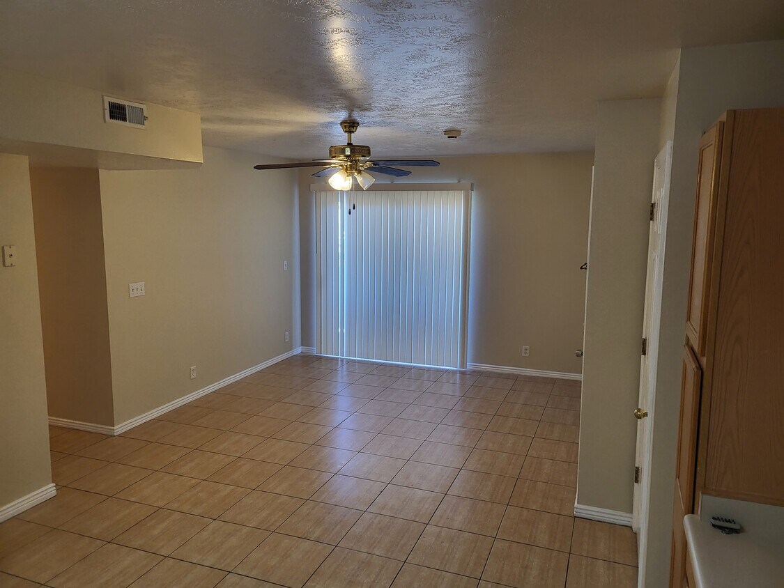 8071 W Copperfield Pl Unit 22, Magna, UT 84044 - Condo for Rent in ...