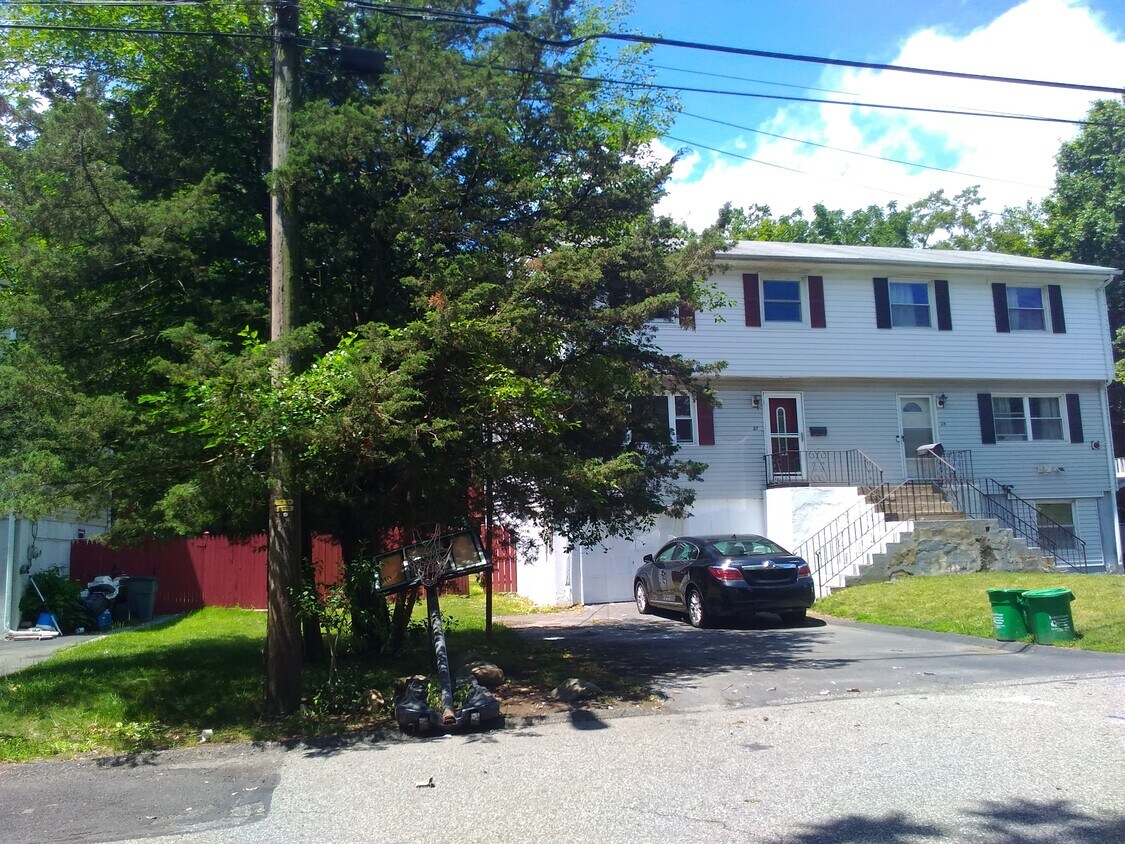 27 Brook St, Spring Valley, NY 10977 - House Rental in Spring Valley ...