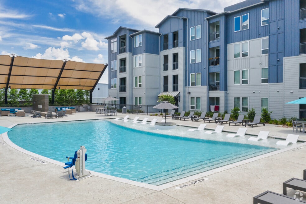 The Leonard - 1541 Meadow St Denton, TX 76205 | Apartments.com
