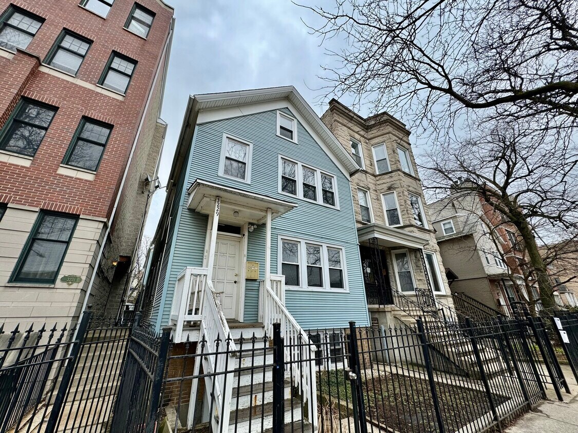 3229 N Wilton Ave Unit G, Chicago, IL 60657 - Condo for Rent in Chicago ...