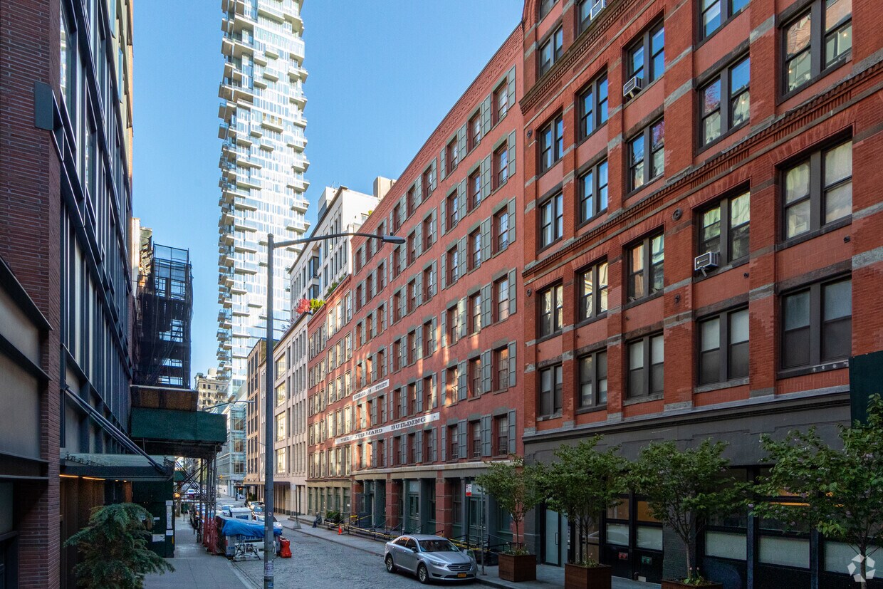 The Juilliard Building Rentals in New York at 14-22 Leonard St New York ...