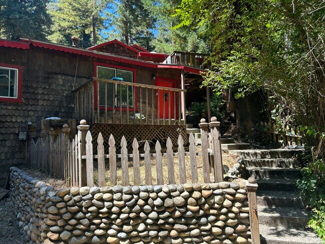 Loft Apartments for Rent in Felton CA