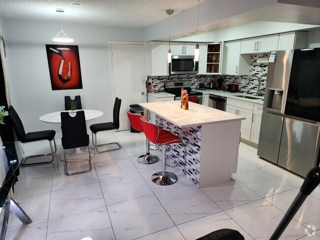 Kimberly Forest Apartments for Rent with Utilities Included - Margate ...