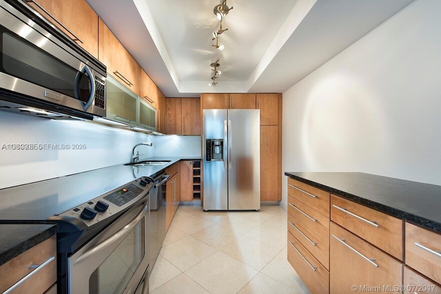 20505 E Country Club Dr Unit 935, Aventura, FL 33180 | Apartments.com