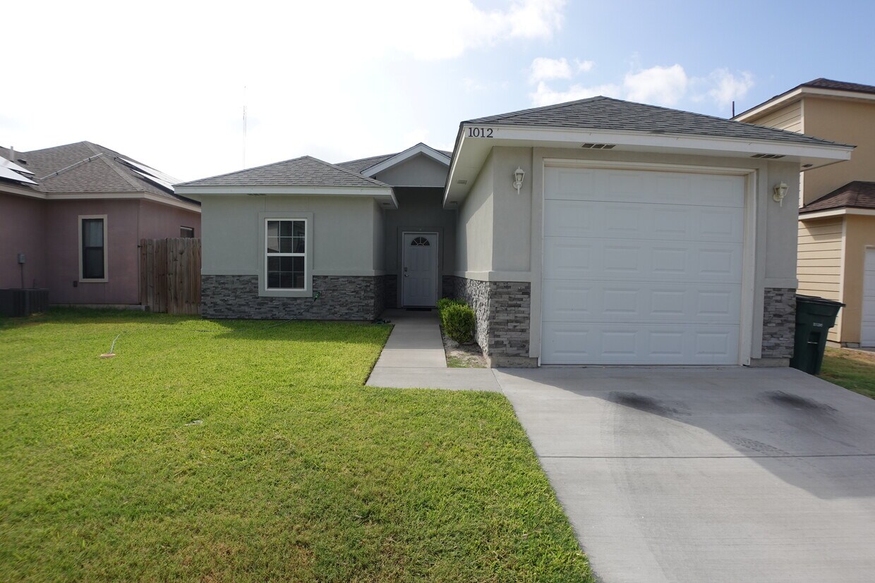 1012 Tesoro Hls, Del Rio, TX 78840 - House Rental in Del Rio, TX ...