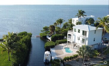 Venture Out Resort Apartments for Rent - Cudjoe Key, FL - 3 Rentals ...