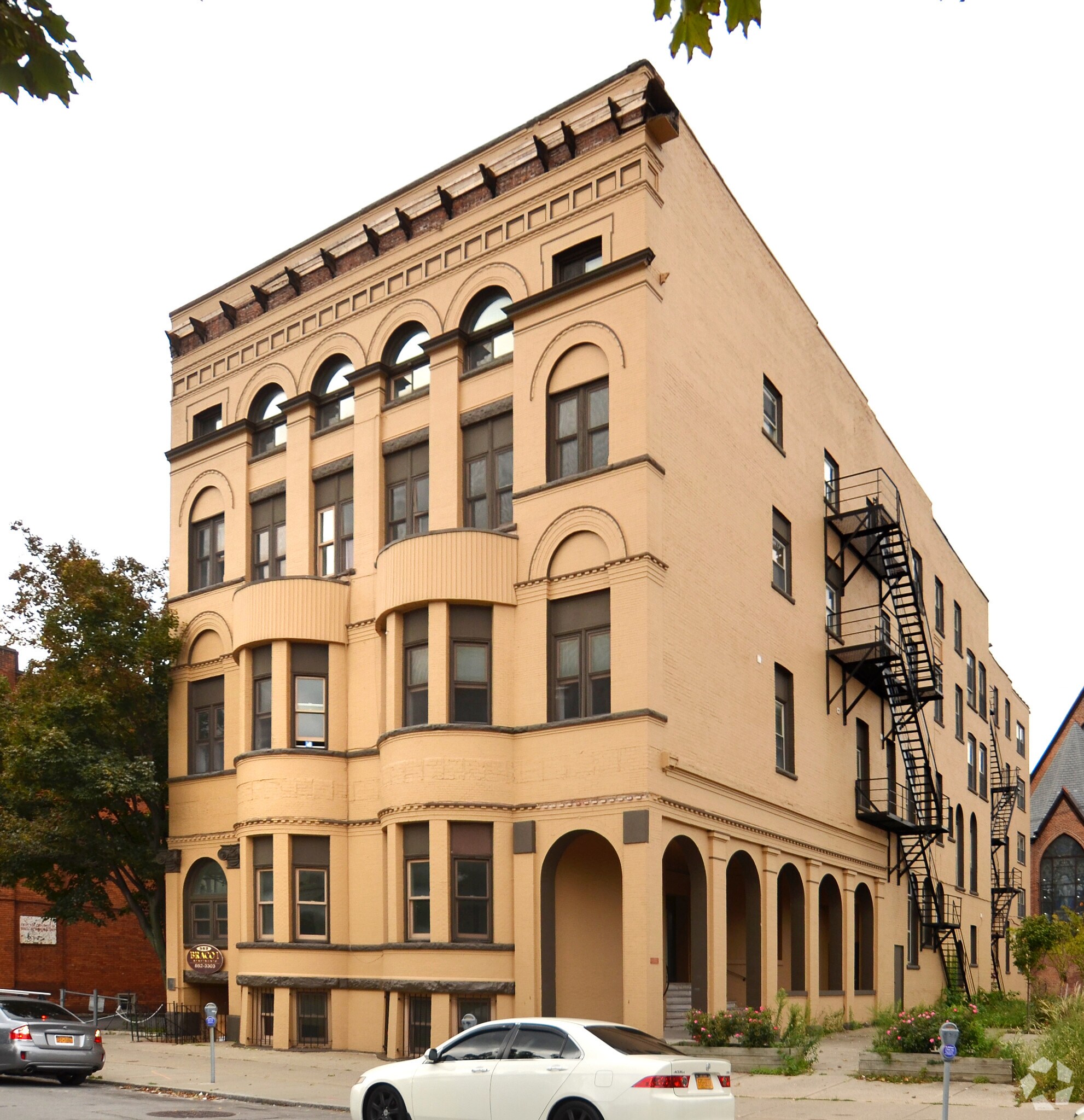 Braco - 352-354 Franklin St Buffalo, NY 14202 | Apartments.com