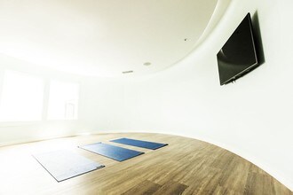 One Santa Fe Rentals - Los Angeles, CA | Apartments.com