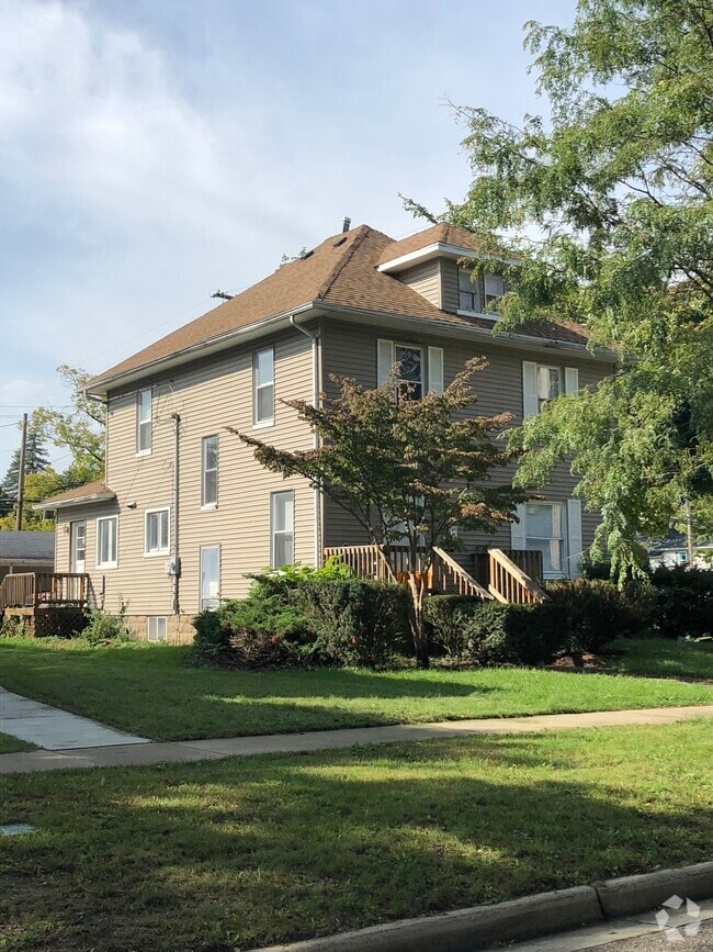 Loft Apartments for Rent in Winn MI