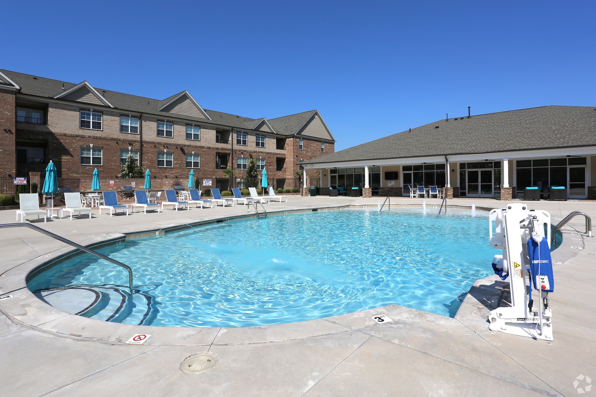 Keystone At Walkertown Landing - 5400 Walkertown Landing Cir Walkertown ...