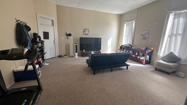 202 S Madison St Unit Apt 3, Bloomfield, IA 52537 - Room for Rent in ...