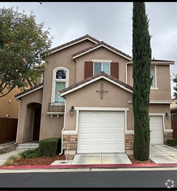 The Heights At Loma Vista Apartments under $3,000 - Clovis, CA - 1 ...