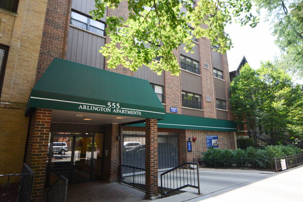 555 W Arlington Pl Unit D103, Chicago, IL 60614 - Condo for Rent in ...