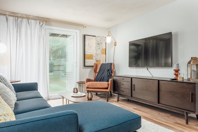 Cabot Crossing Apartments - Lowell, MA | Apartments.com