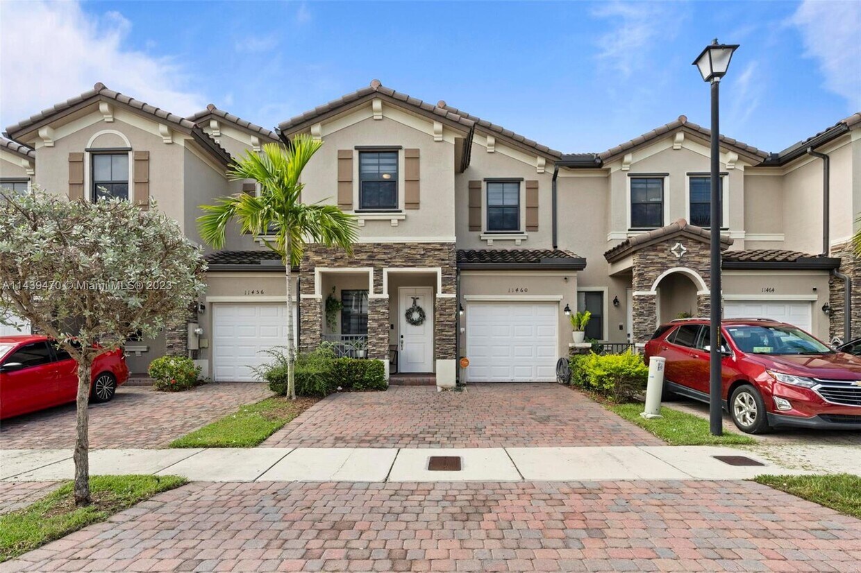 11460 SW 252nd Ter, Princeton, FL 33032 - Townhome Rentals in Princeton ...