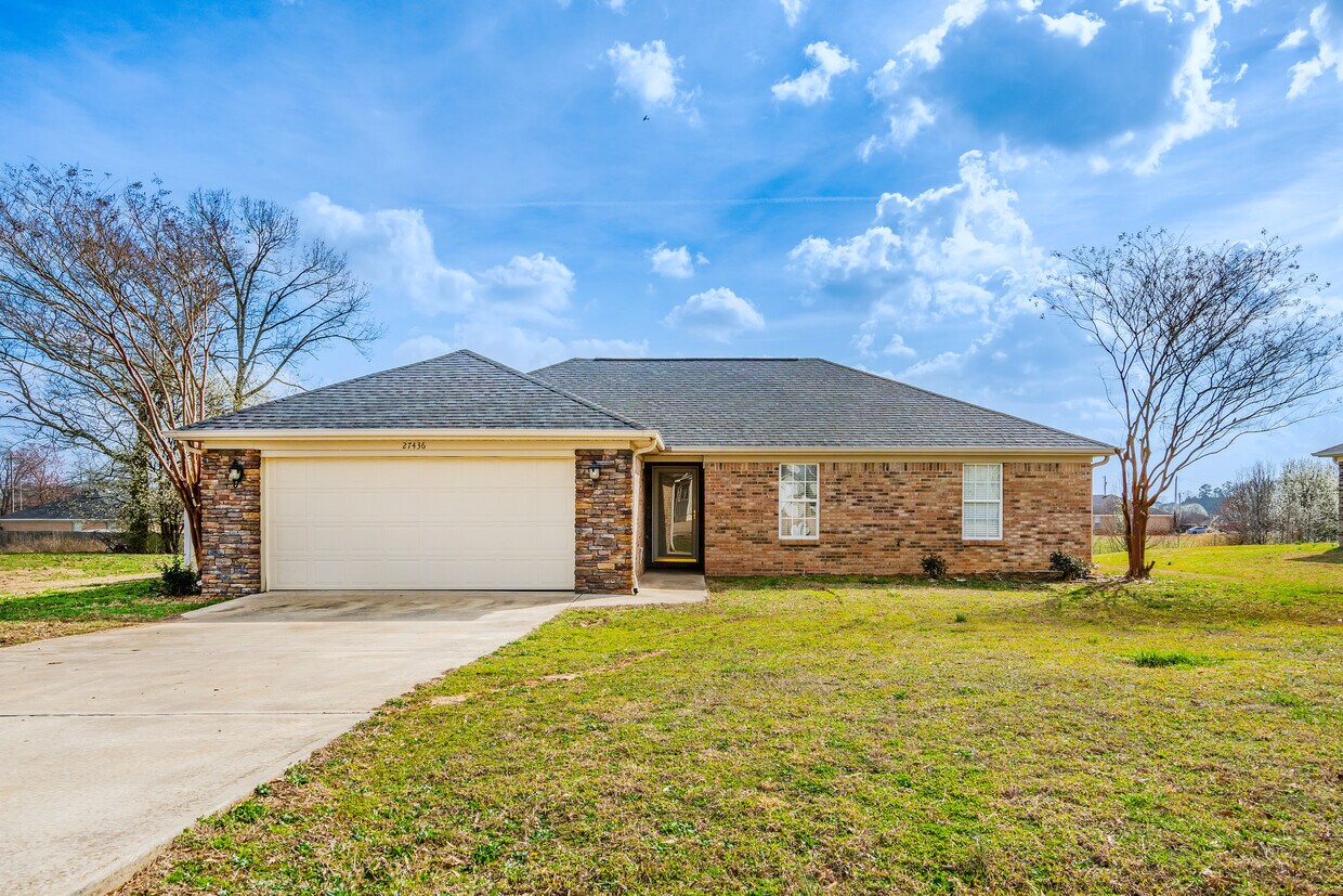 27436 Ed Ray Rd, Athens, AL 35613 - House Rental in Athens, AL | Apartments.com