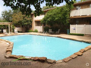 Lakeside on Spring Valley Rentals - Richardson, TX | Apartments.com