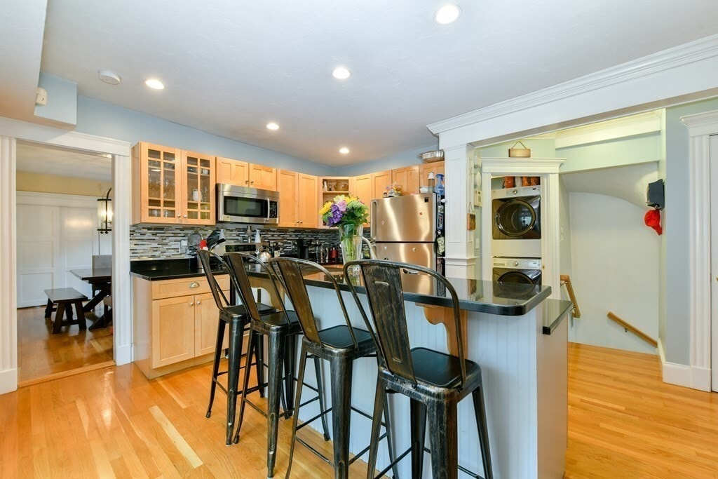 208 W 7th St Unit 2, Boston, MA 02127 - 208 W 7th St Boston, MA 02127 ...