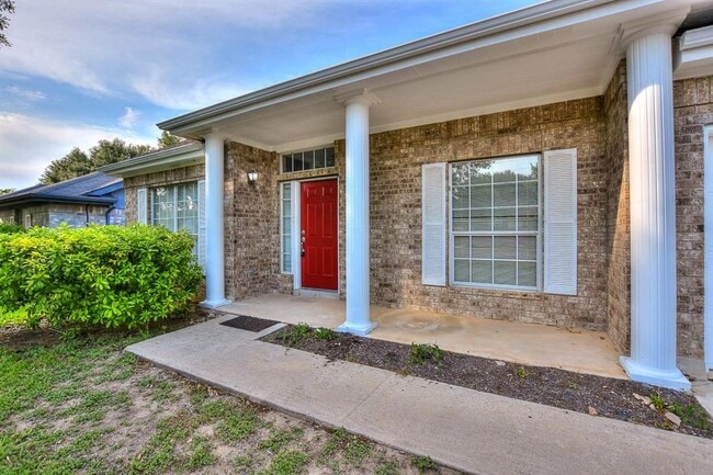6414 Colton-Bluff Springs Rd, Austin, TX 78744 - House Rental in Austin ...