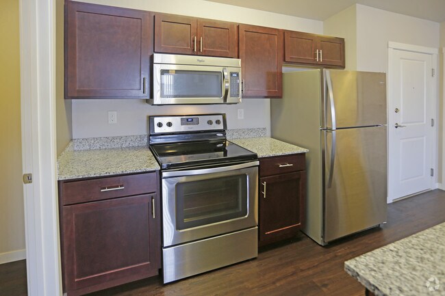 Shadow Bay Apartments - Apartments in West Fargo, ND | Apartments.com