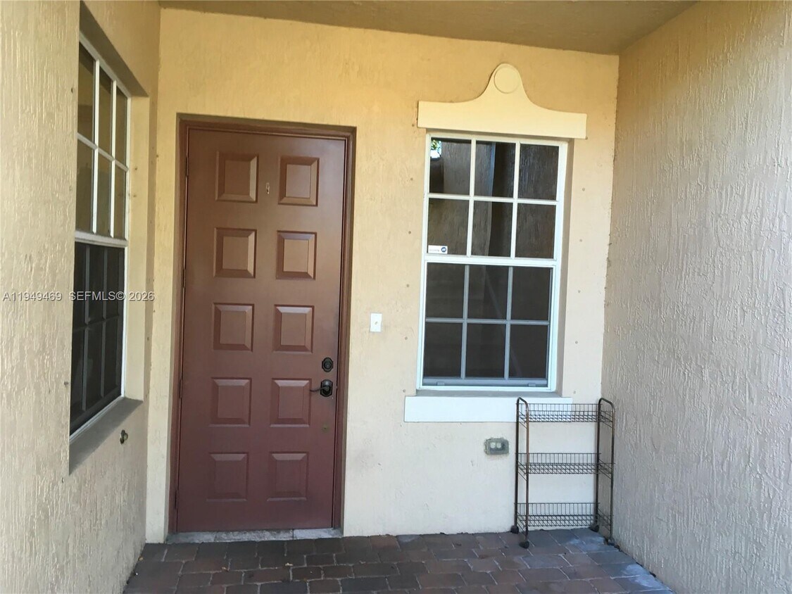 3338 Lakeside Dr, Davie, FL 33328 - Townhome Rentals in Davie FL ...