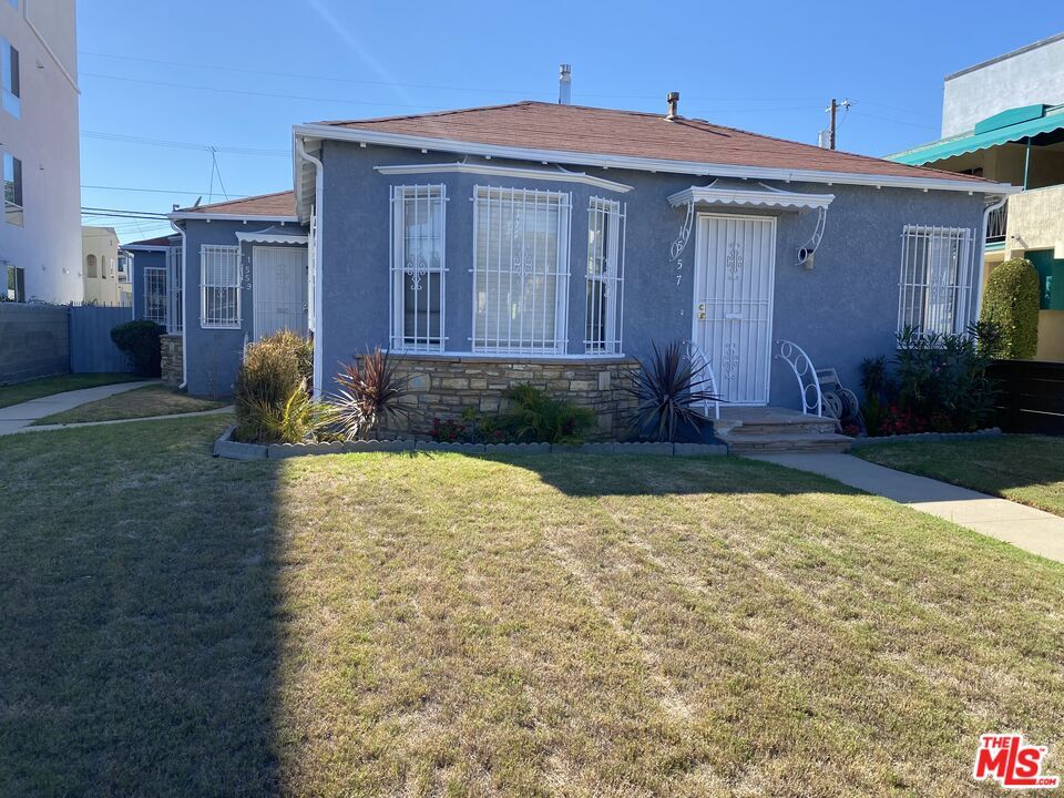 1557 S Fairfax Ave, Los Angeles, CA 90019 - Room for Rent in Los ...